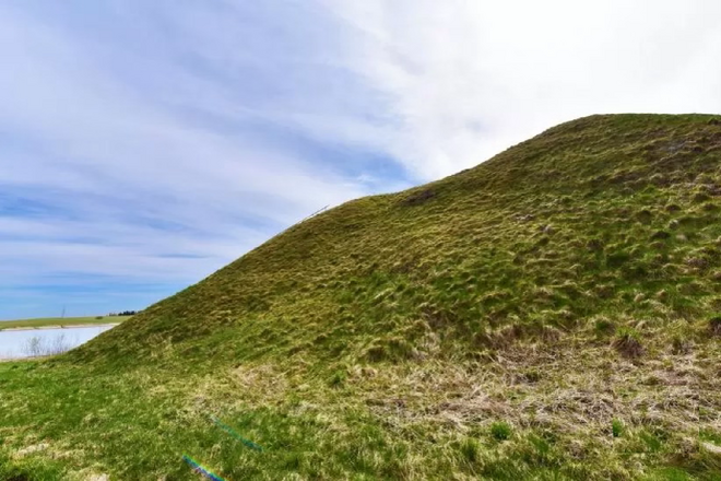 Dukurnonių piliakalnis (Bobų kalnas)
